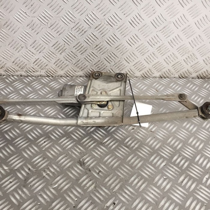 MOTEUR ESSUIE GLACE AVANT : 1008772 | FORD FIESTA MKIV IV Phase 2 (de Sep-1999 à Avr-2002)