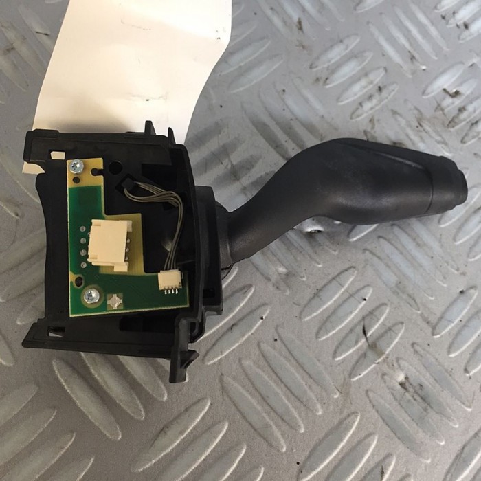 COMMANDE ECLAIRAGE : 2044625 | FORD FOCUS III PHASE 2 (APRÈS OCT-2014)