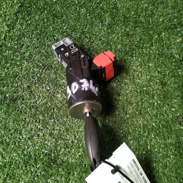 ANTIVOL DE DIRECTION : 487004438R | DACIA LODGY Phase 1 (après Jan-2012)