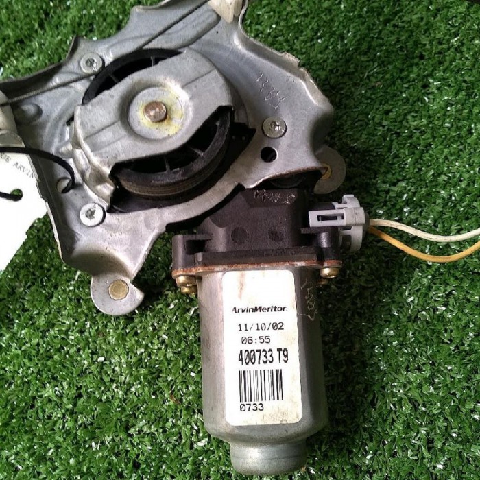 LEVE VITRE ELECTRIQUE AVANT GAUCHE : 7700838592 | RENAULT MEGANE SCENIC ...