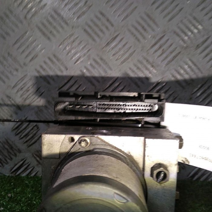 BLOC ABS : 7701062137 | RENAULT SCENIC II PHASE 1 (DE JUI-2003 À SEP-2006)